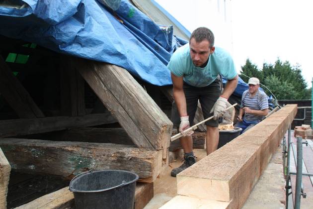 Zimmerer auf Falkenberger Kirche – Pressespiegel – Förderkreis Alte ...